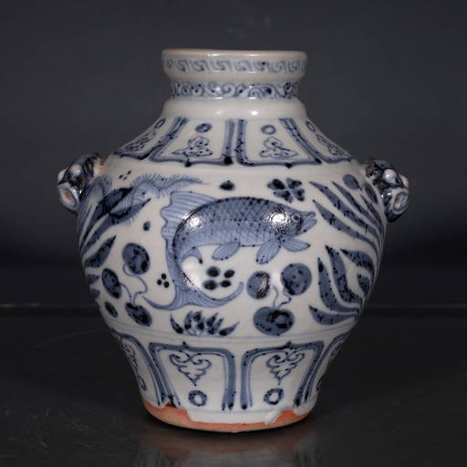 A Gorgeous Blue And White Fish Algae Beast-Shaped Pot (#18090) on Jun ...