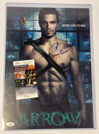 Jsa Autograph Signed Stephen Amell Photo