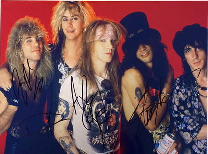Guns 'n Roses Signed Photo/ Three Picks/ Pass