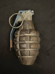 Ww2 Military Pineapple Fuse M228 018 013 Grenade Inert