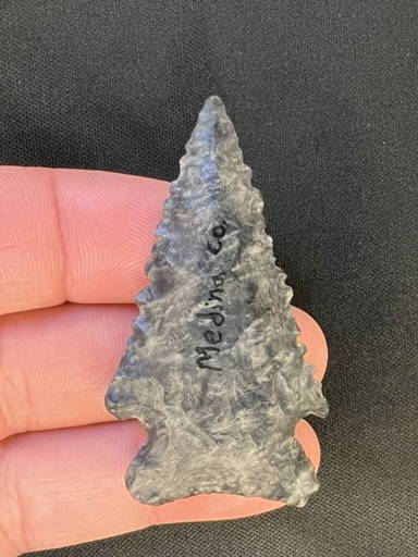 2 3/8” Pine Tree Arrowhead W/coa