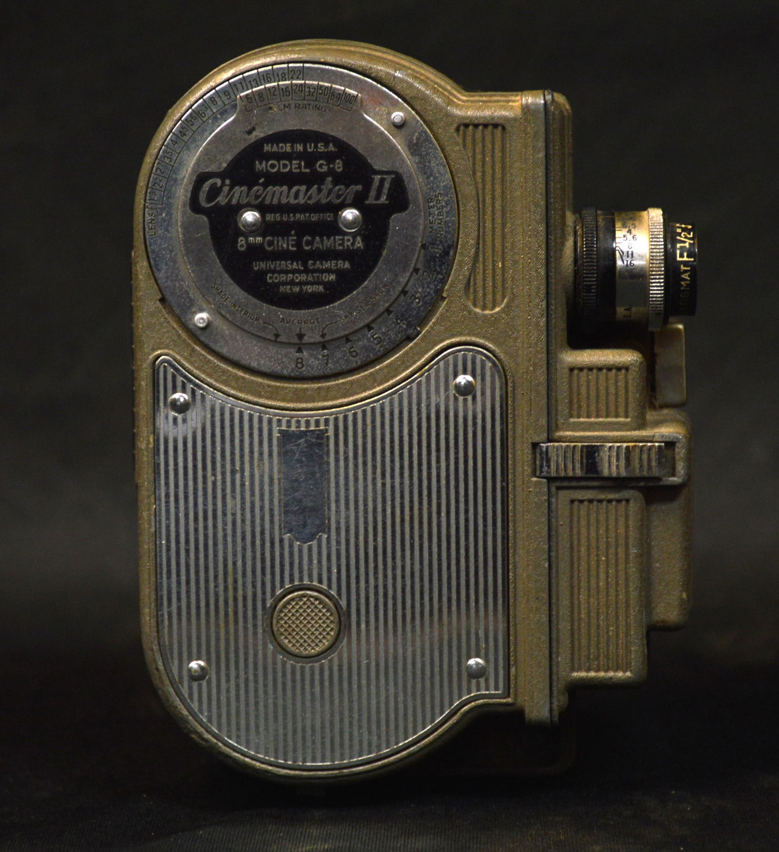 Cinemaster Ii 8mm Cine Camera Model G 8 Universal Camera Corporation ...