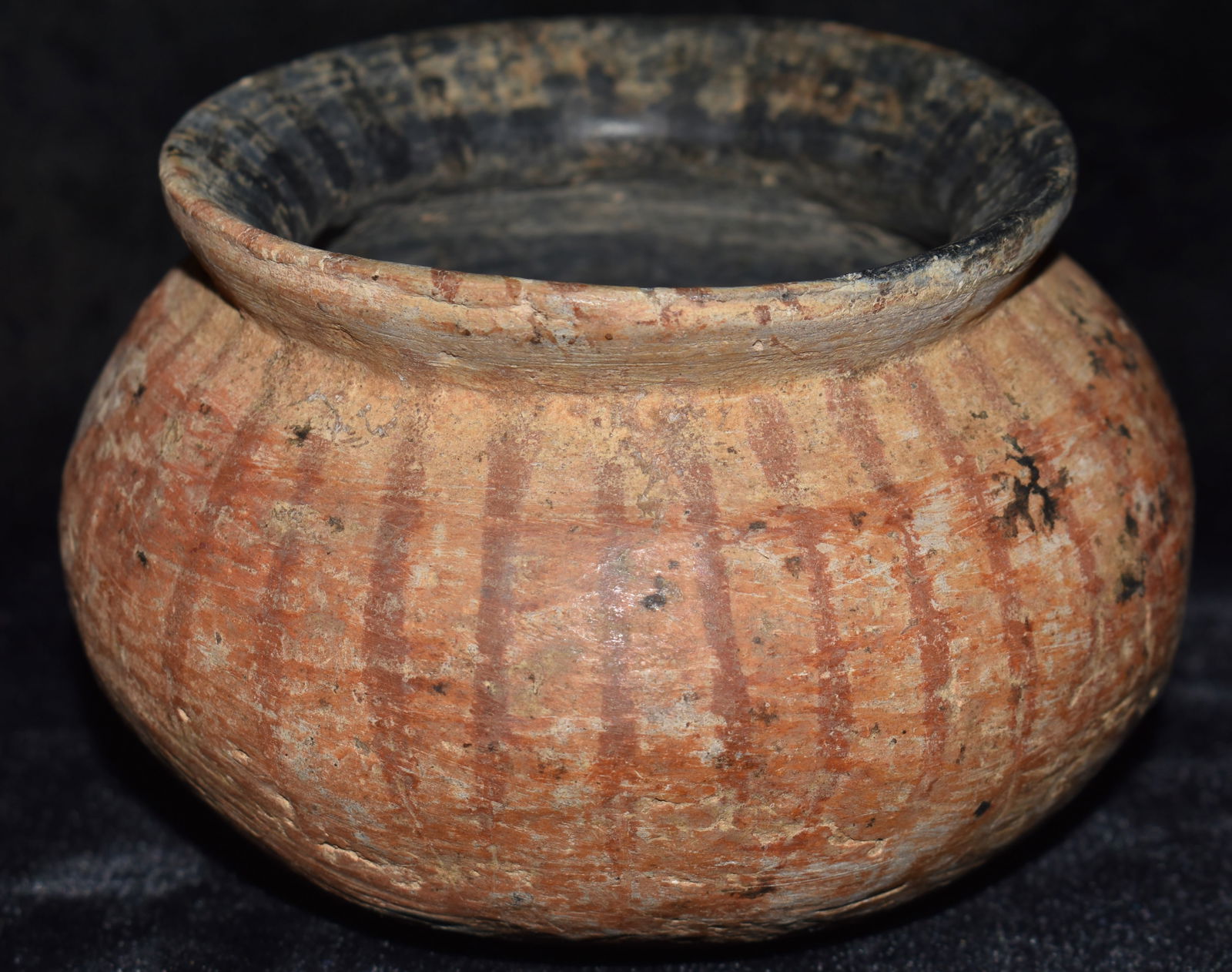 4 1/8" Pre-columbian Painted Pottery Vessel Solid Auction