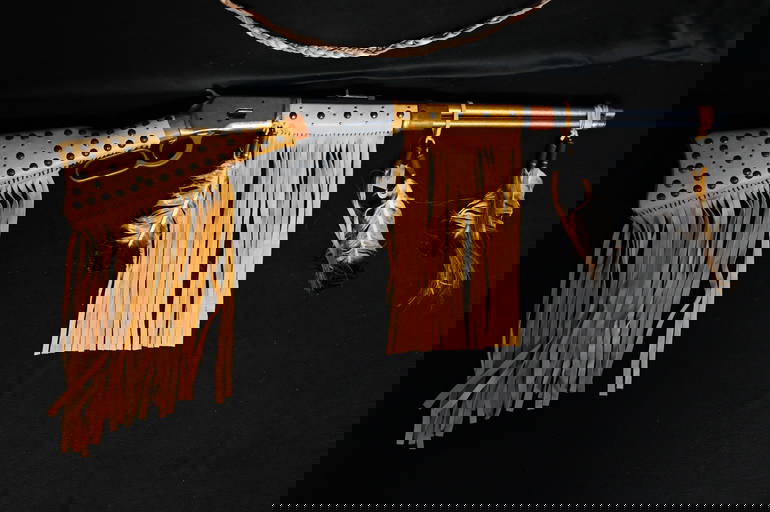 Replica 1892 Carbine Rifle Leather Dressed With Horse Hair And Feathers ...