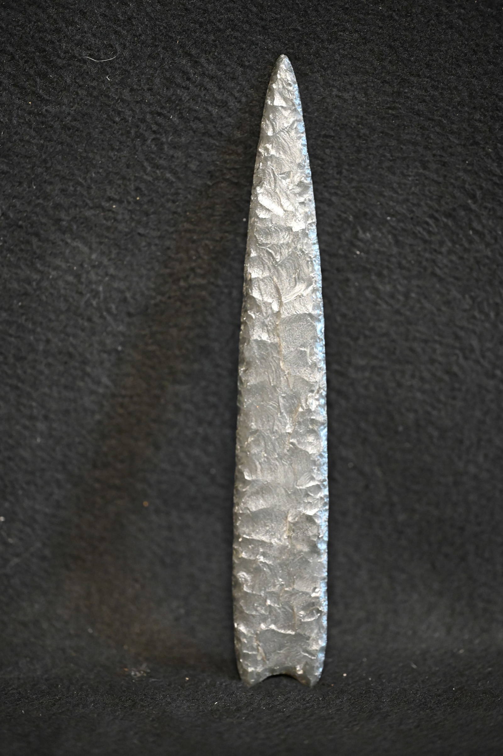 6 7/8" Arrowhead Modern Made. Auction