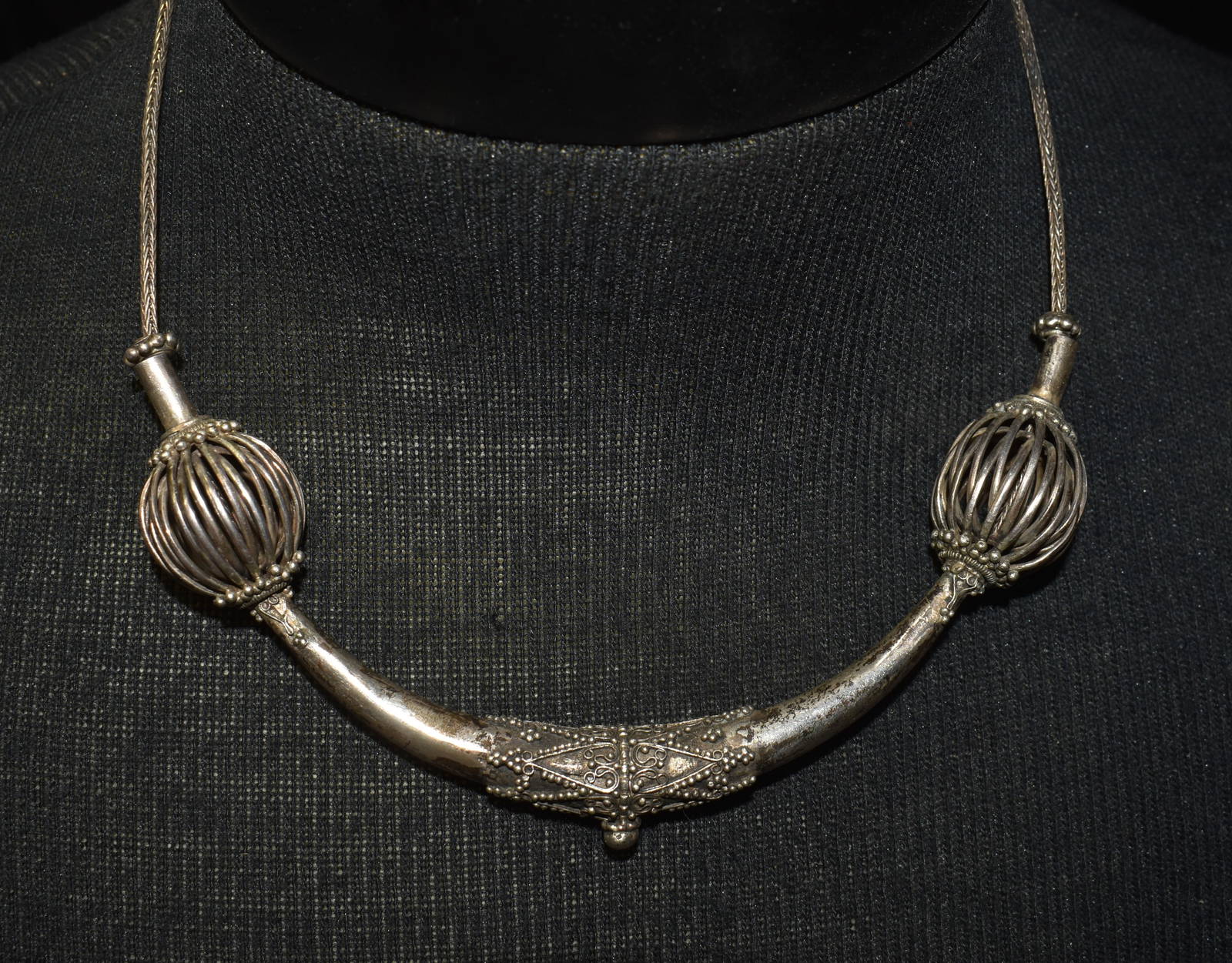 Mid Century Sri Lanka Wedding Necklace - High Silver Content 50 Grams ...