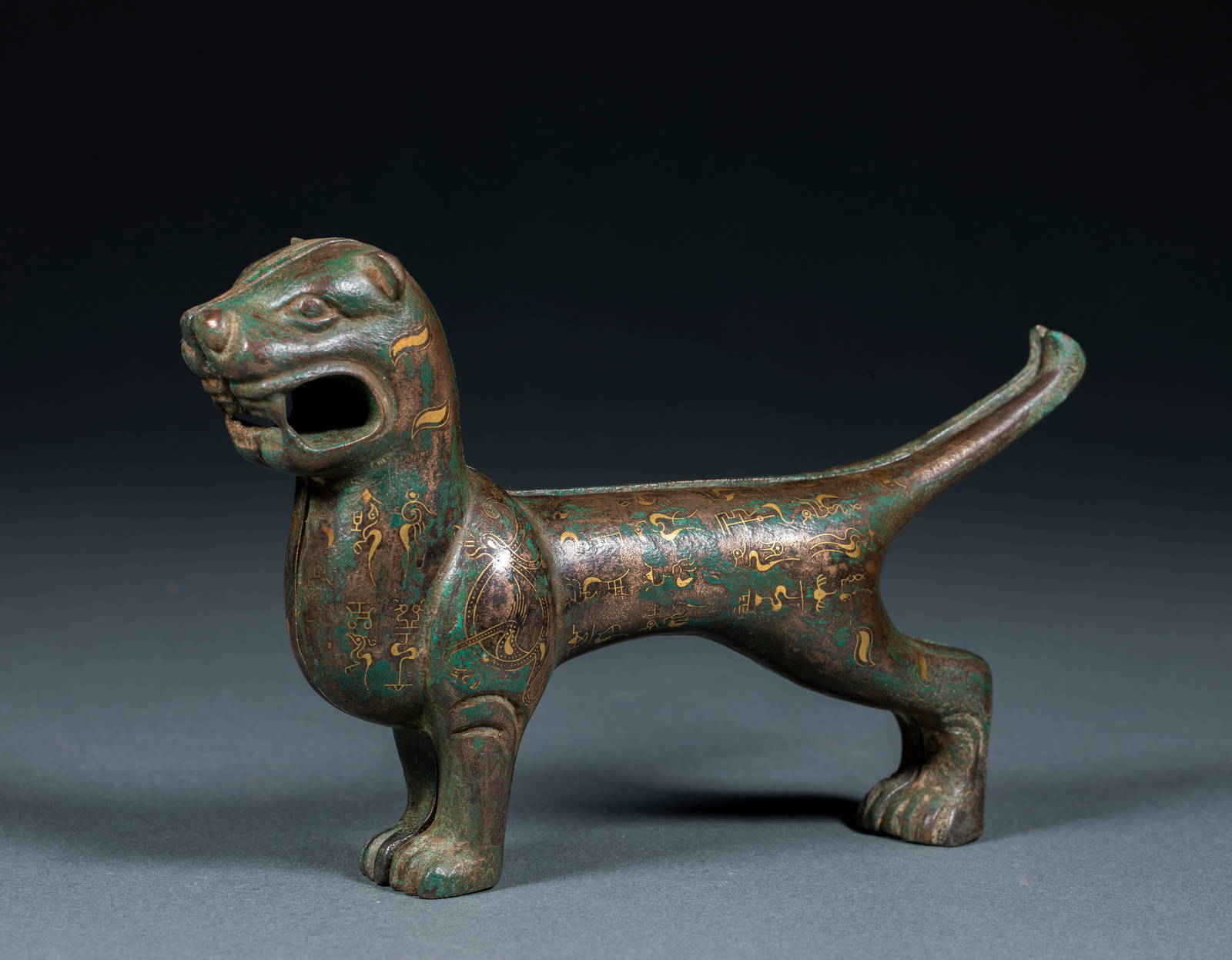 Pre-ming Dynasty Inlaid Gold And Silver Tiger Token Auction