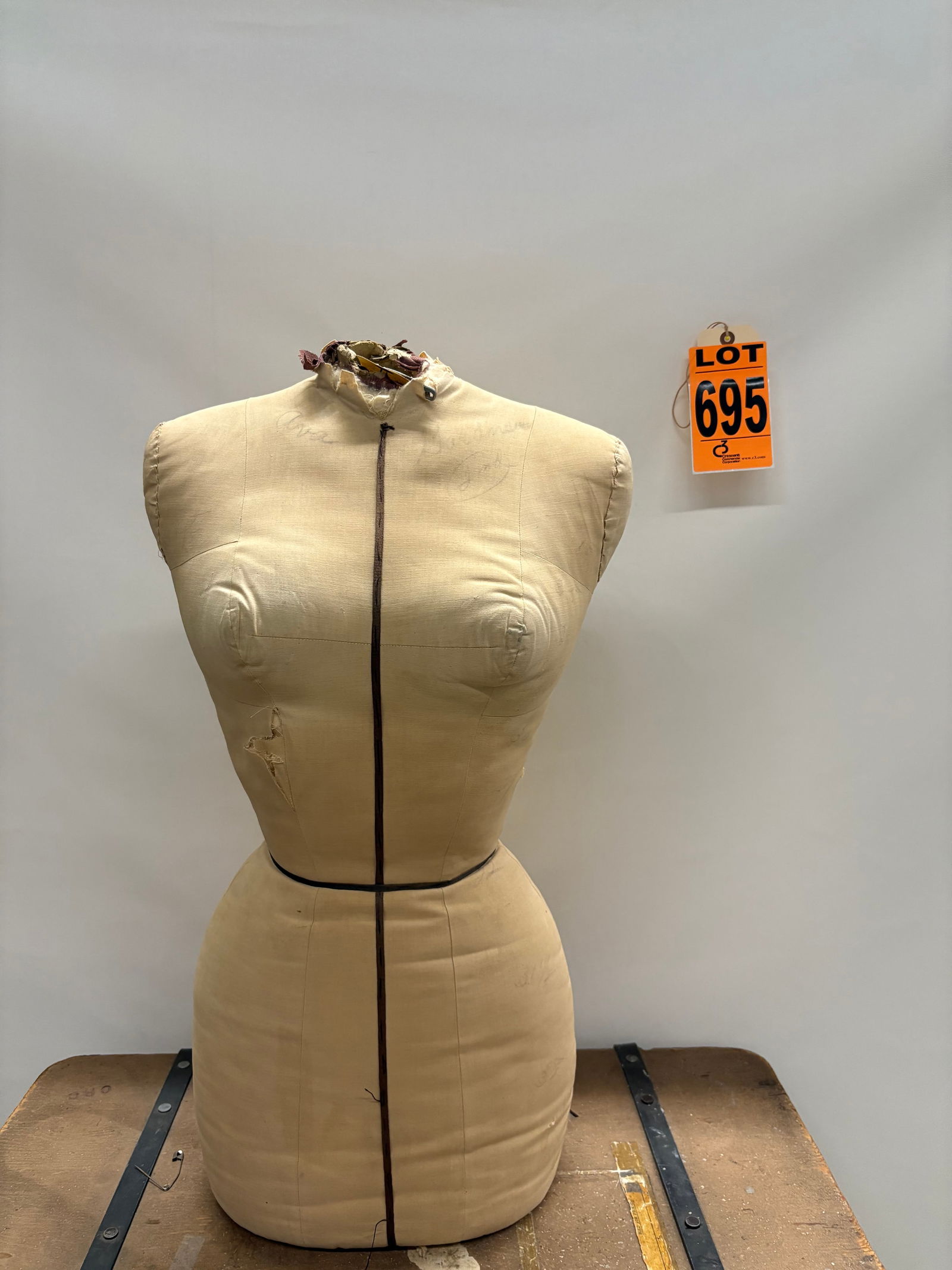 Ava Gardner Bust Form, Size 35 Bust, 21.75 Waist, 36.75 Hips Auction