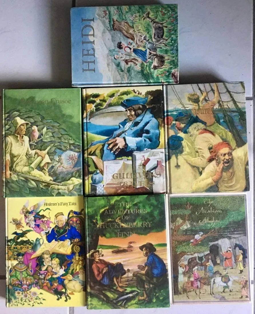 7 Books An Illustrated Junior Library Edition Robinson Crusoe Gullivers ...