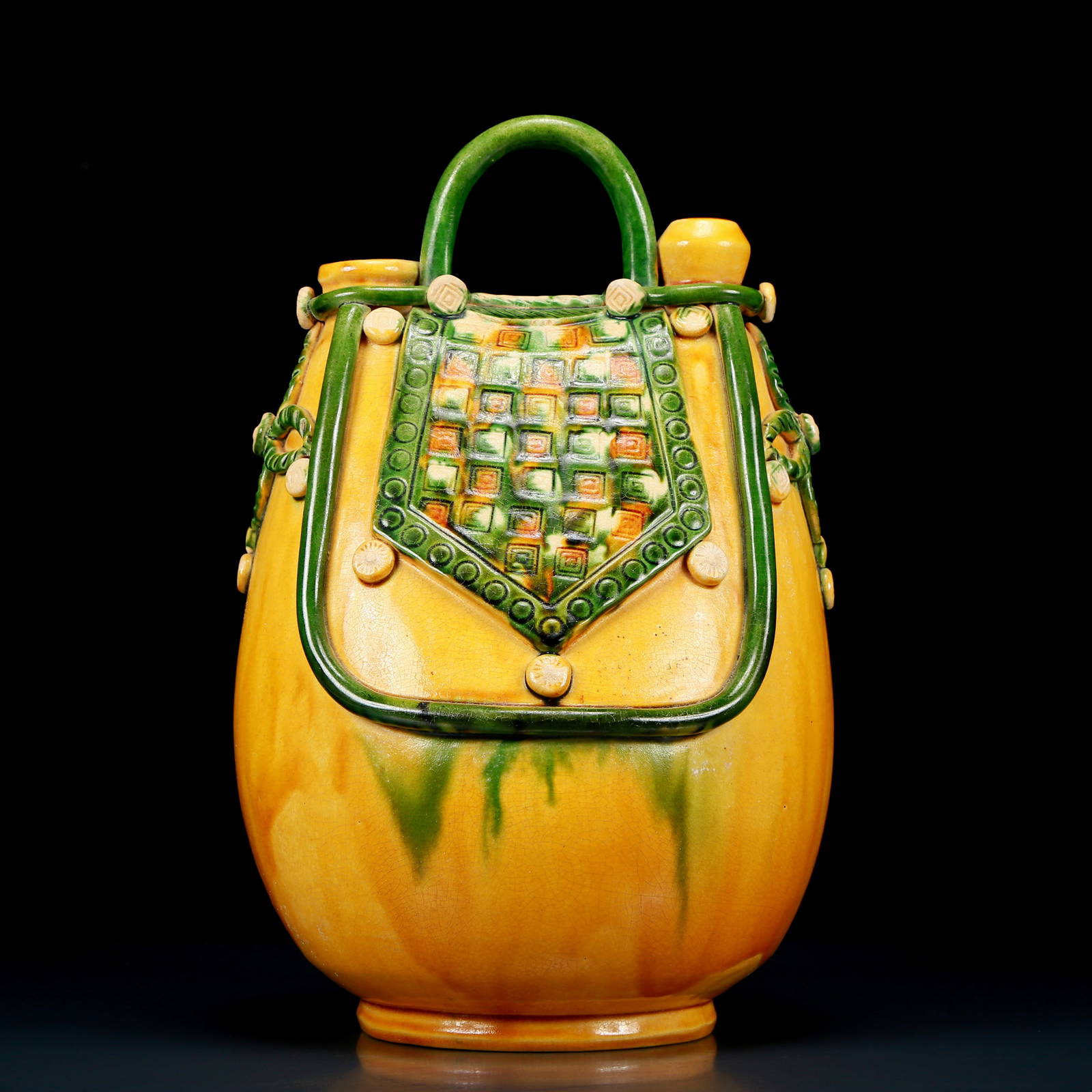 A Rare Tang Tri-color Glazed Pottery Ewer Auction
