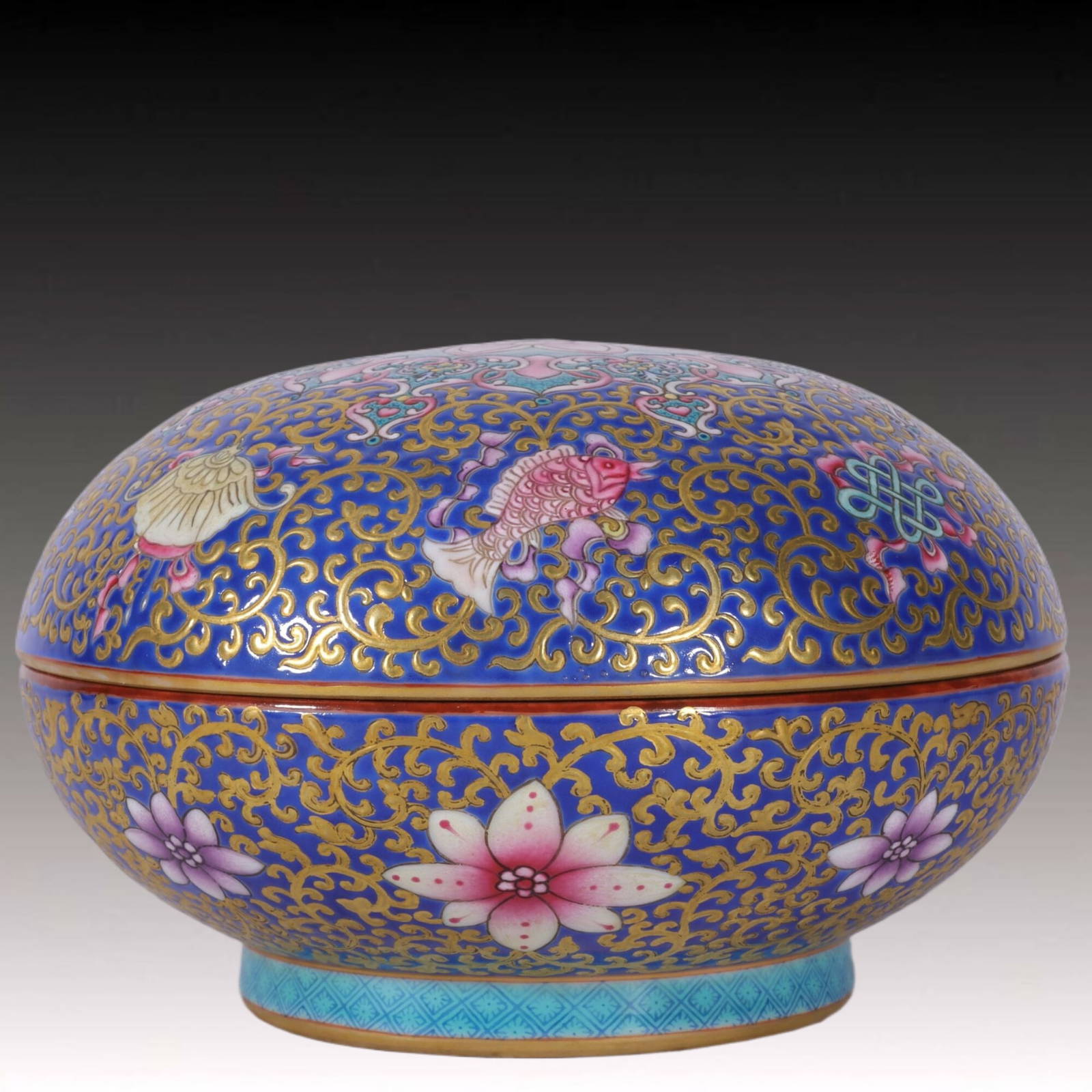 An Exquisite Enamel Painted Gold Eight Treasures Pattern Cover Box Auction