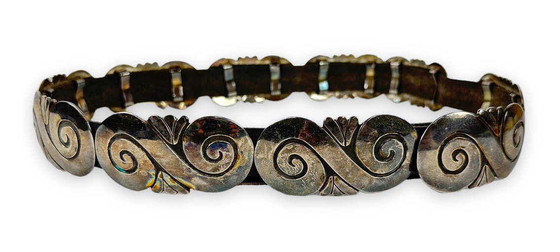 Debbie Silversmith Sterling Navajo Concho Belt