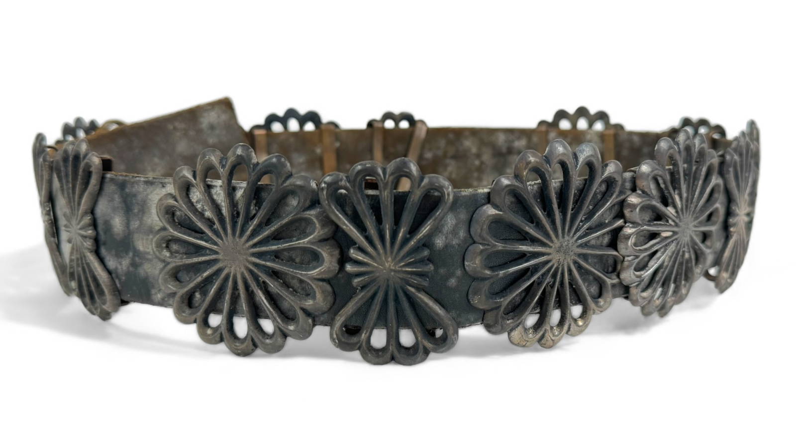 Antique Navajo Sandcast Belt Auction