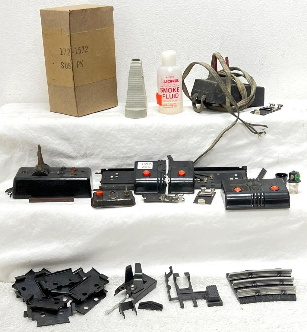 Postwar Lionel O Gauge Switch Controllers 96c 6019 Controllers 2909 More