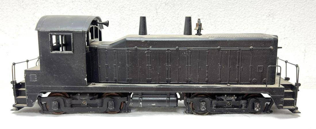 General Models Corp NW-2 diesel loco powered 2 Rail (#0713) on Feb 25 ...