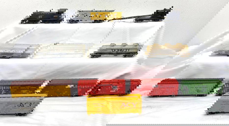 Ho Gauge Atsf Diesel Switcher Clear F Shells Eight Freight Cars Kadee