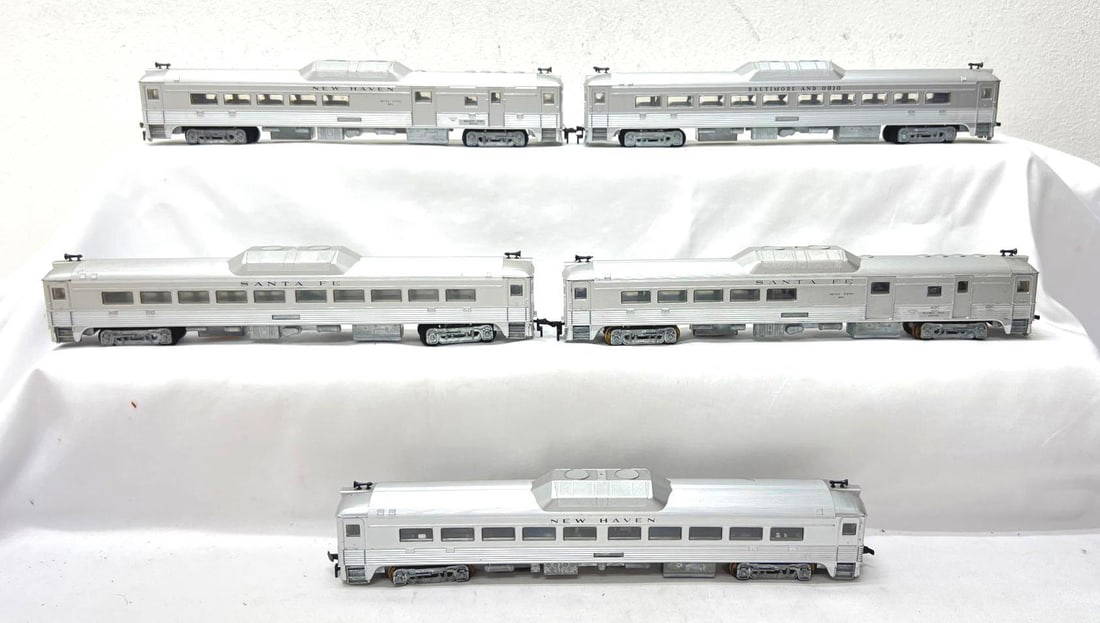 Ho Scale B&o Sf Nh Rdc Cars Two Powered Three Dummy Auction