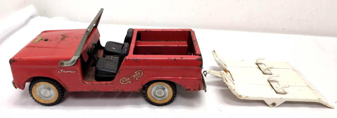 Vintage 1960's Nylint Ford Bronco Fire Chief Pressed Steel Truck