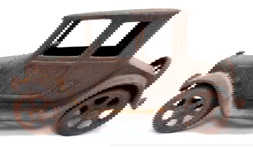Vintage Cast Iron Ford Model T Toy Car