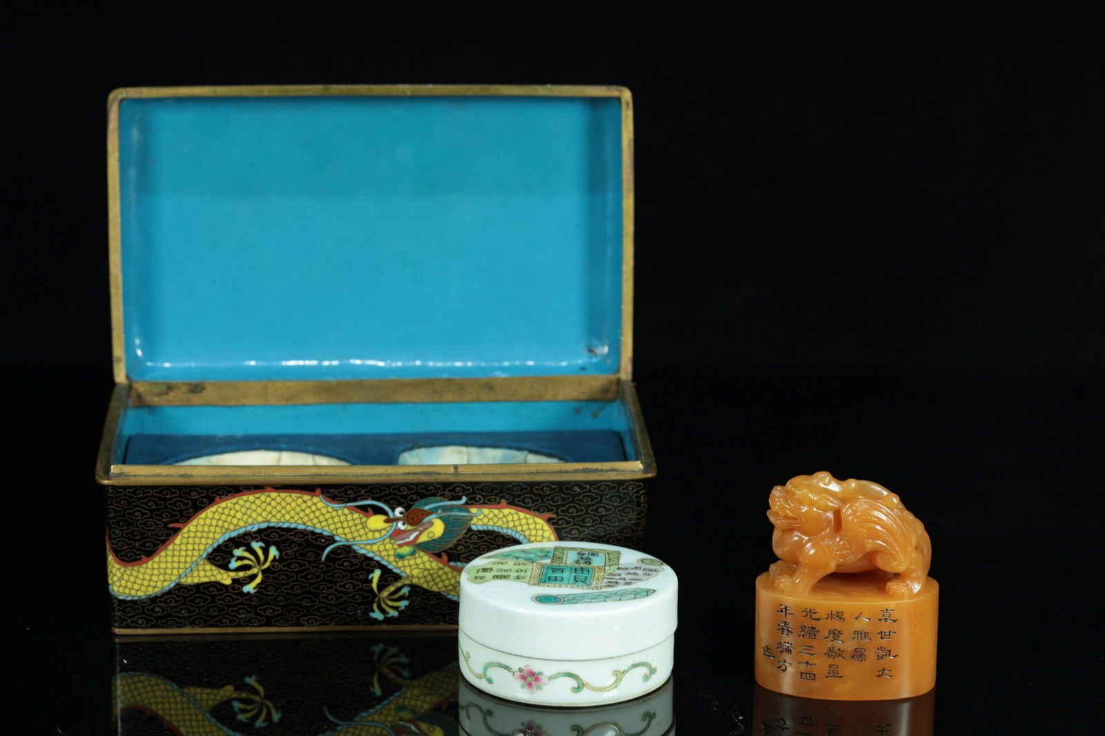 An Elaborate Tianhuang Stone 'beast' Seal