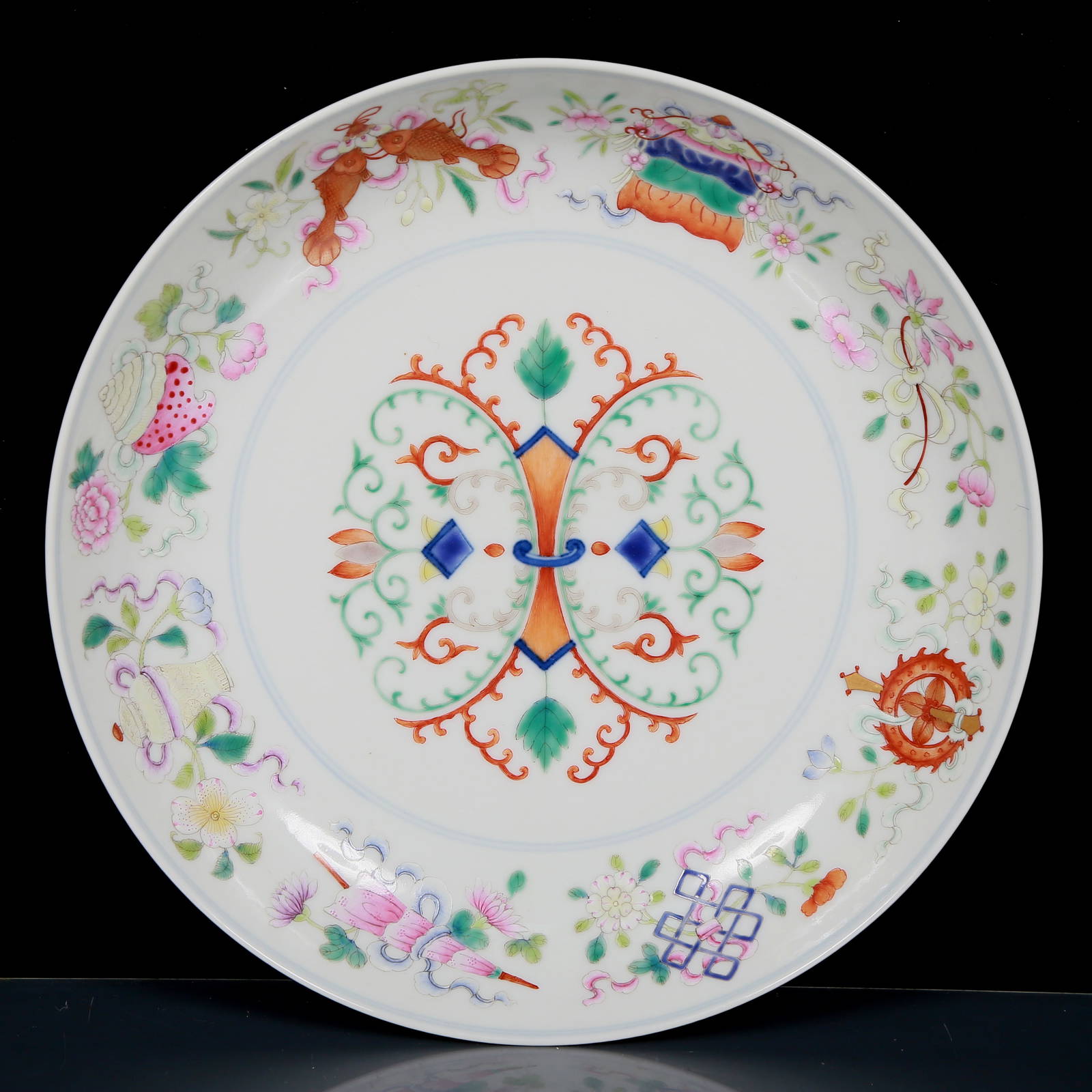 An Exquisite Famille-rose Eight Treasures Pattern Plate Auction