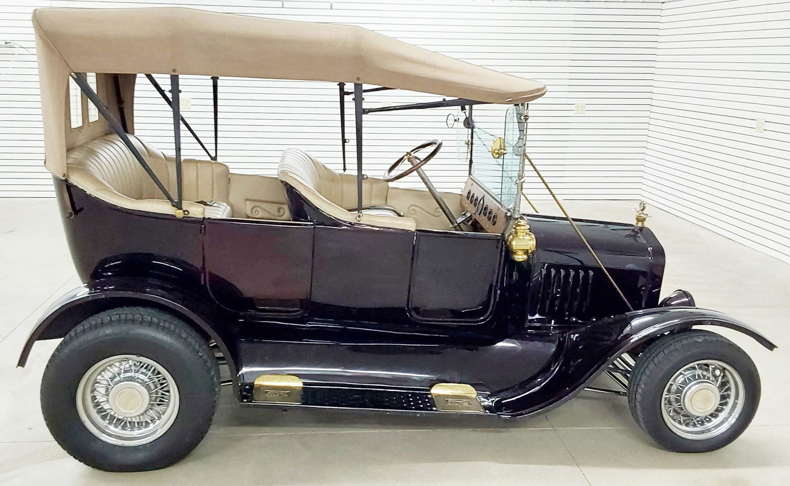 1918 Ford Model T Custom Touring