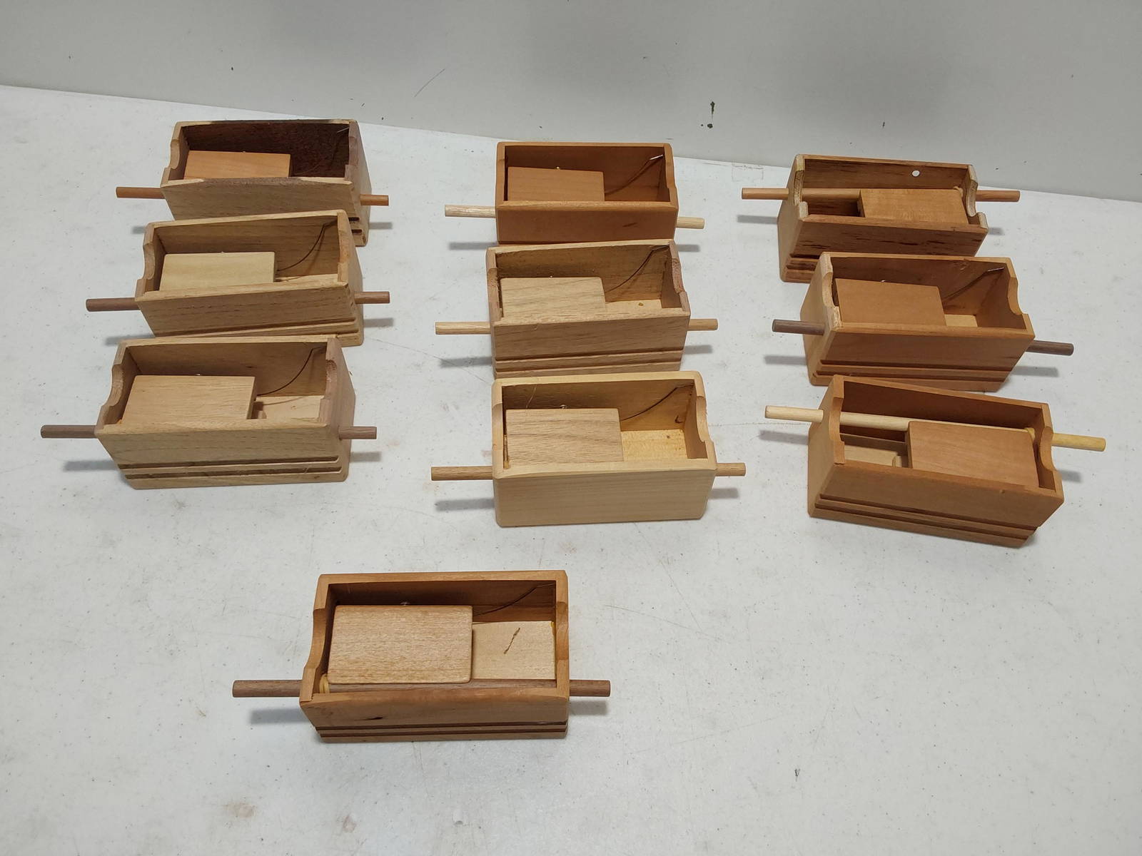 (10) Dick Burt Handmade Push Pin Turkey Calls Auction