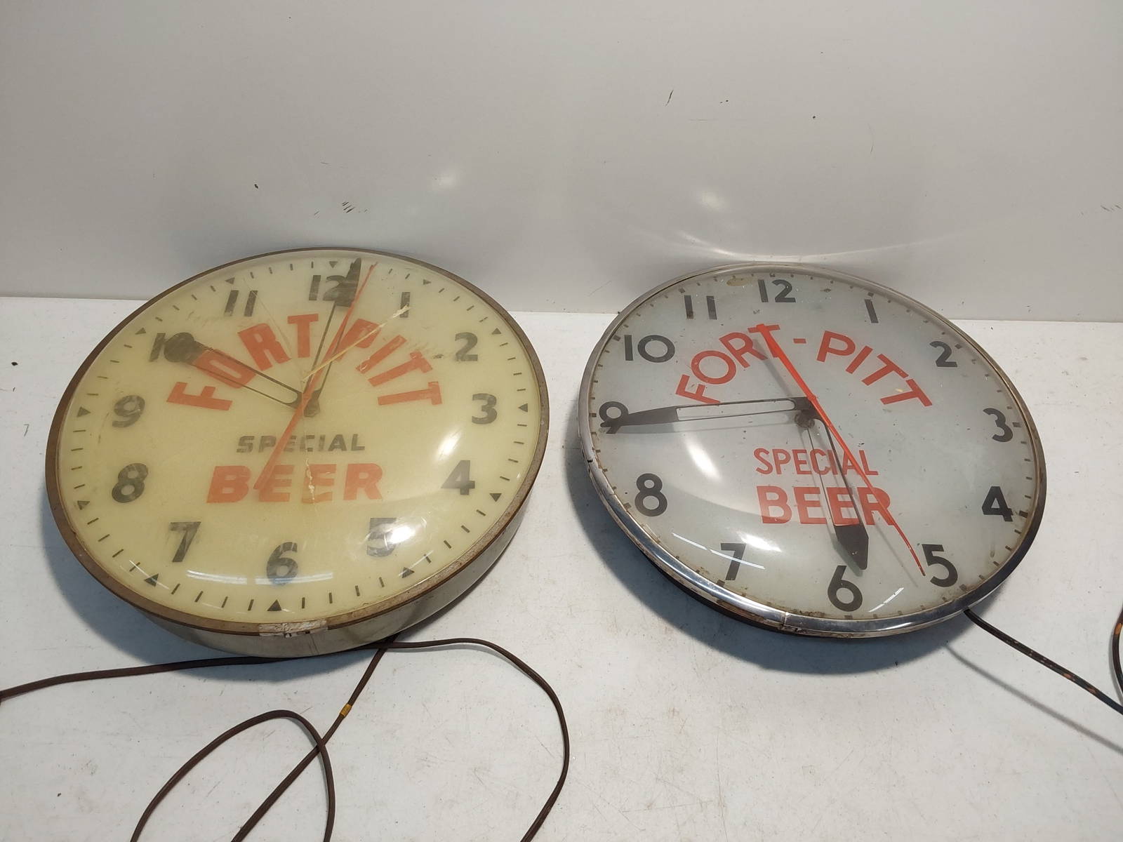 (2) Fort Pitt Clocks Auction