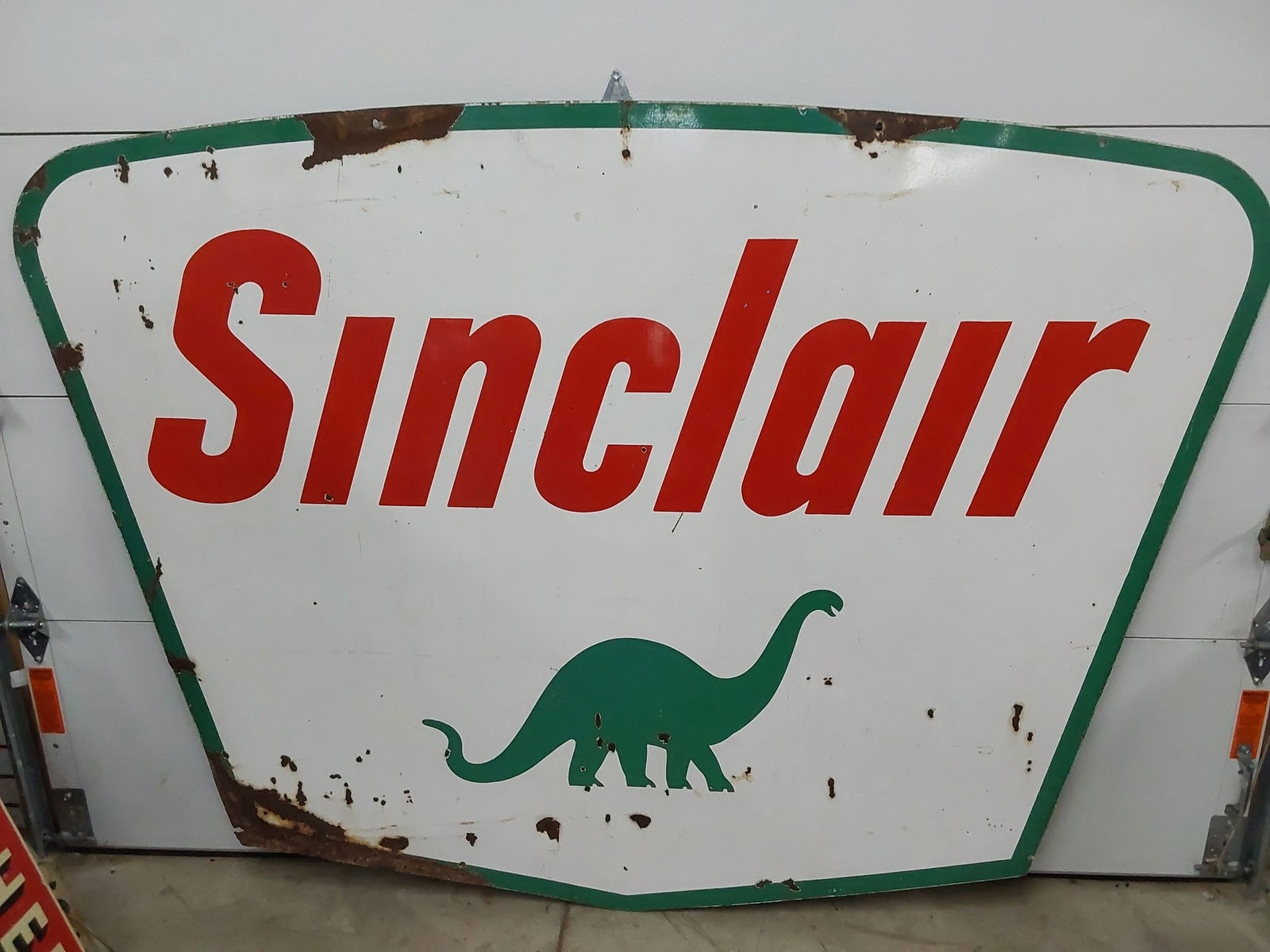 Sinclair Dsp Sign Auction