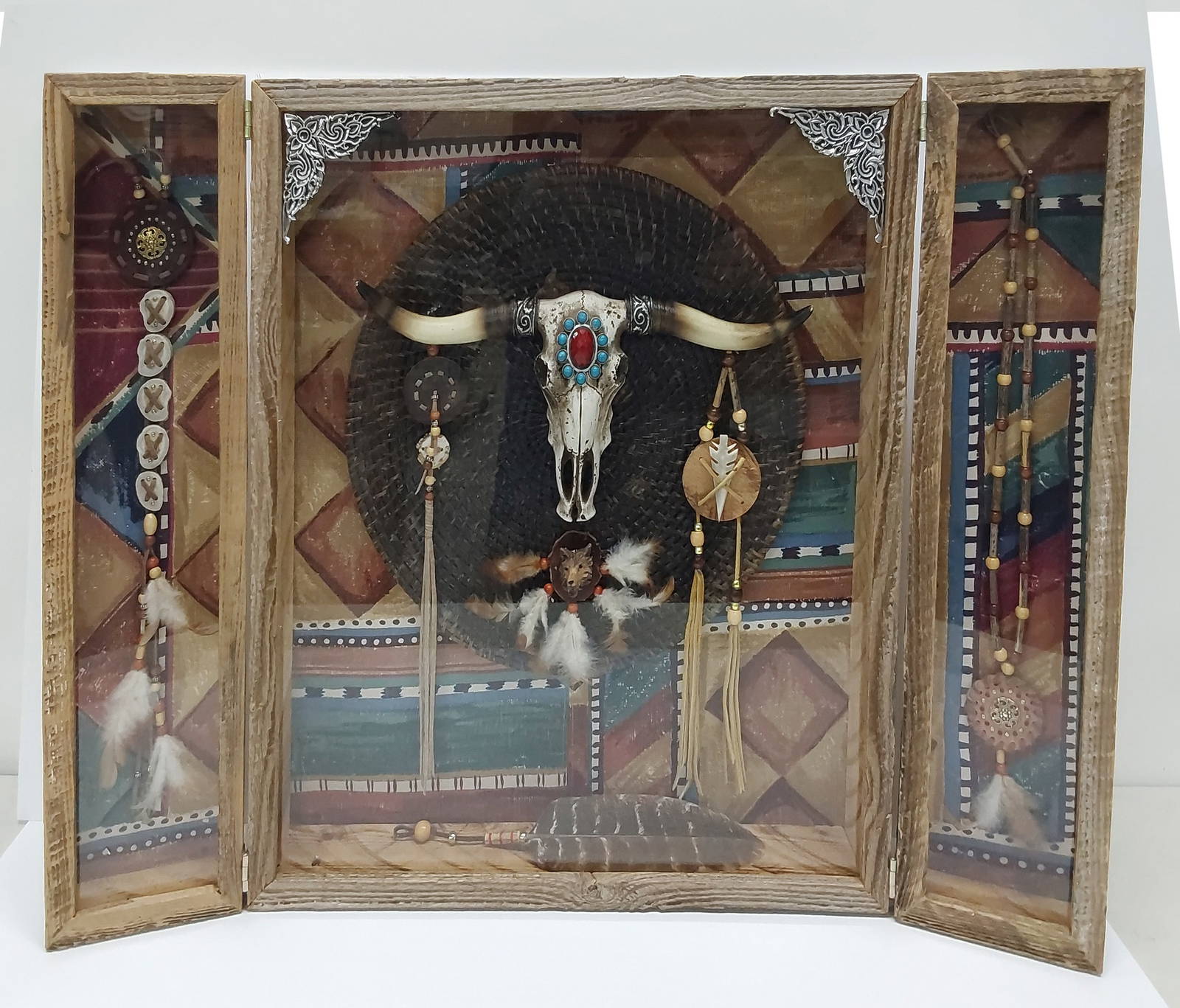 Native American Indian Display Auction
