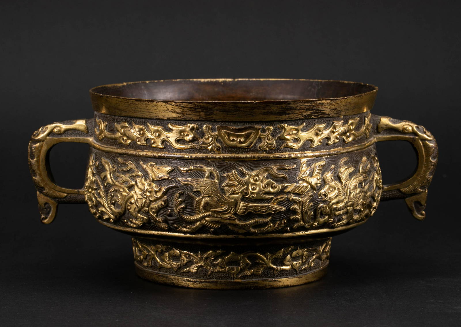 Ming Dynasty Bronze Gilded Hu Wenming Stove Auction