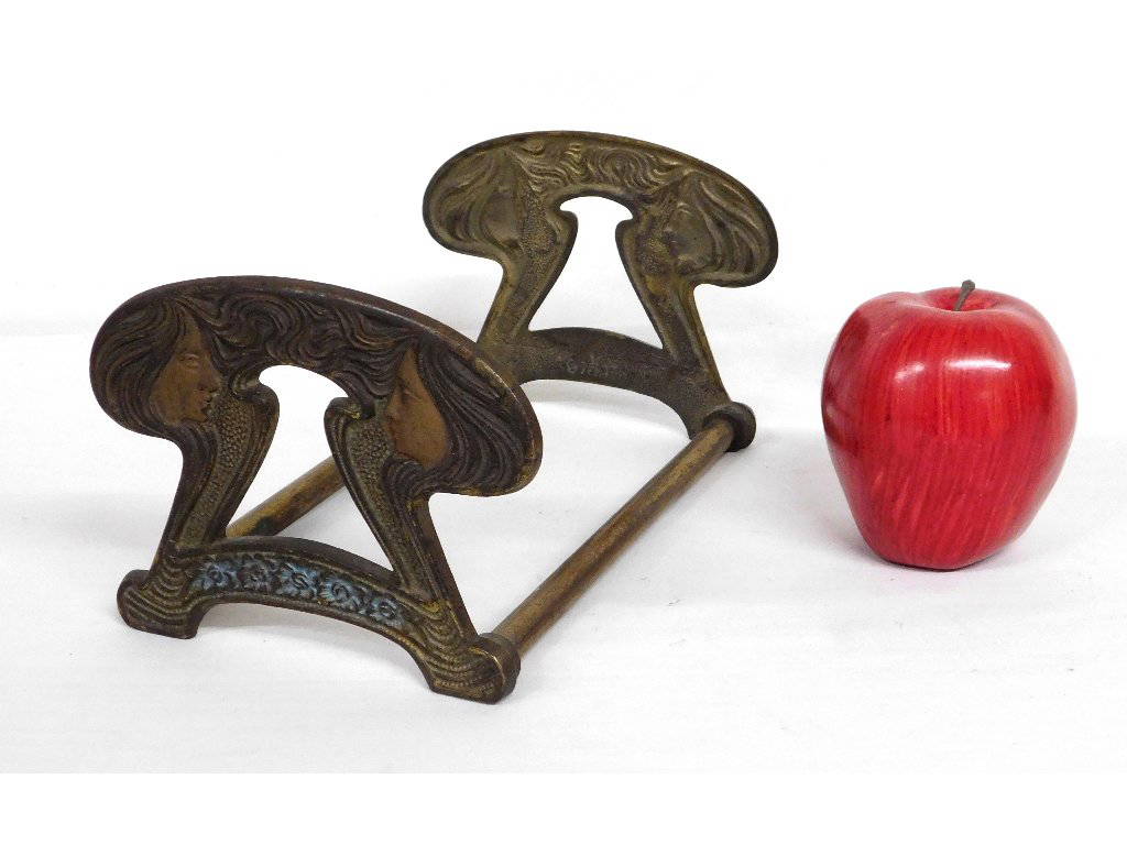 Judd Mfg. Co. Art Nouveau Expanding Brass Book Rack Auction