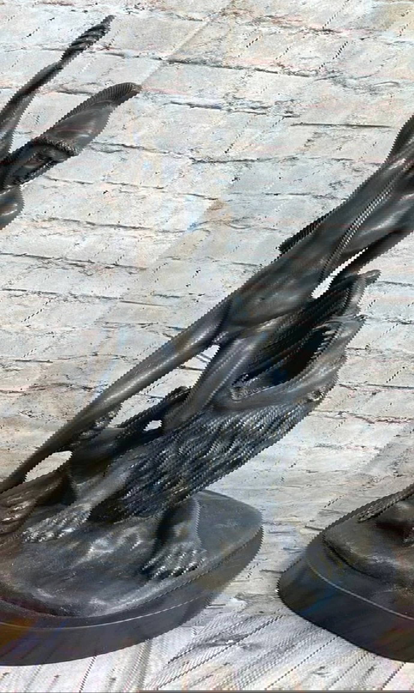 Buy Fisher Brave Roman Warrior Attacks Savage Beast Lion Bronze | Miami ...