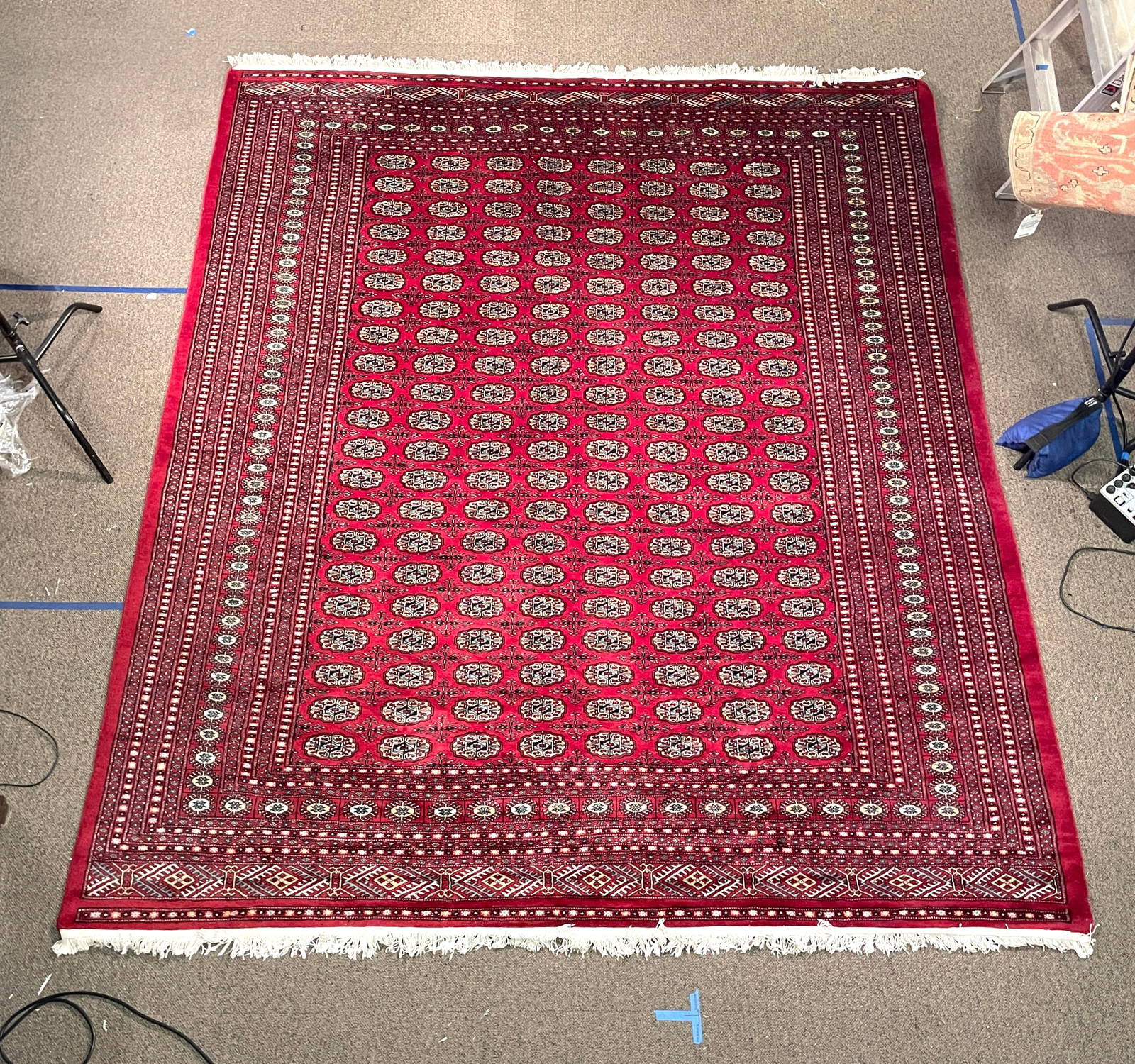 Pakistani Bokhara Rug - Silk On Wool Foundation Auction