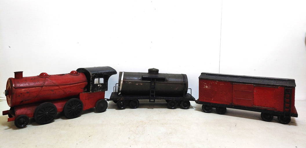 Cor Cor Pressed Steel Toy Train Set