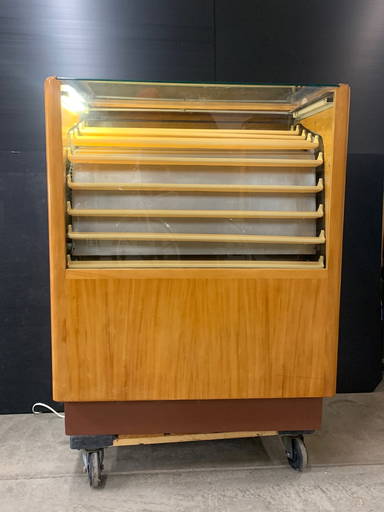 Berg's Selector Spining Jewelry Display