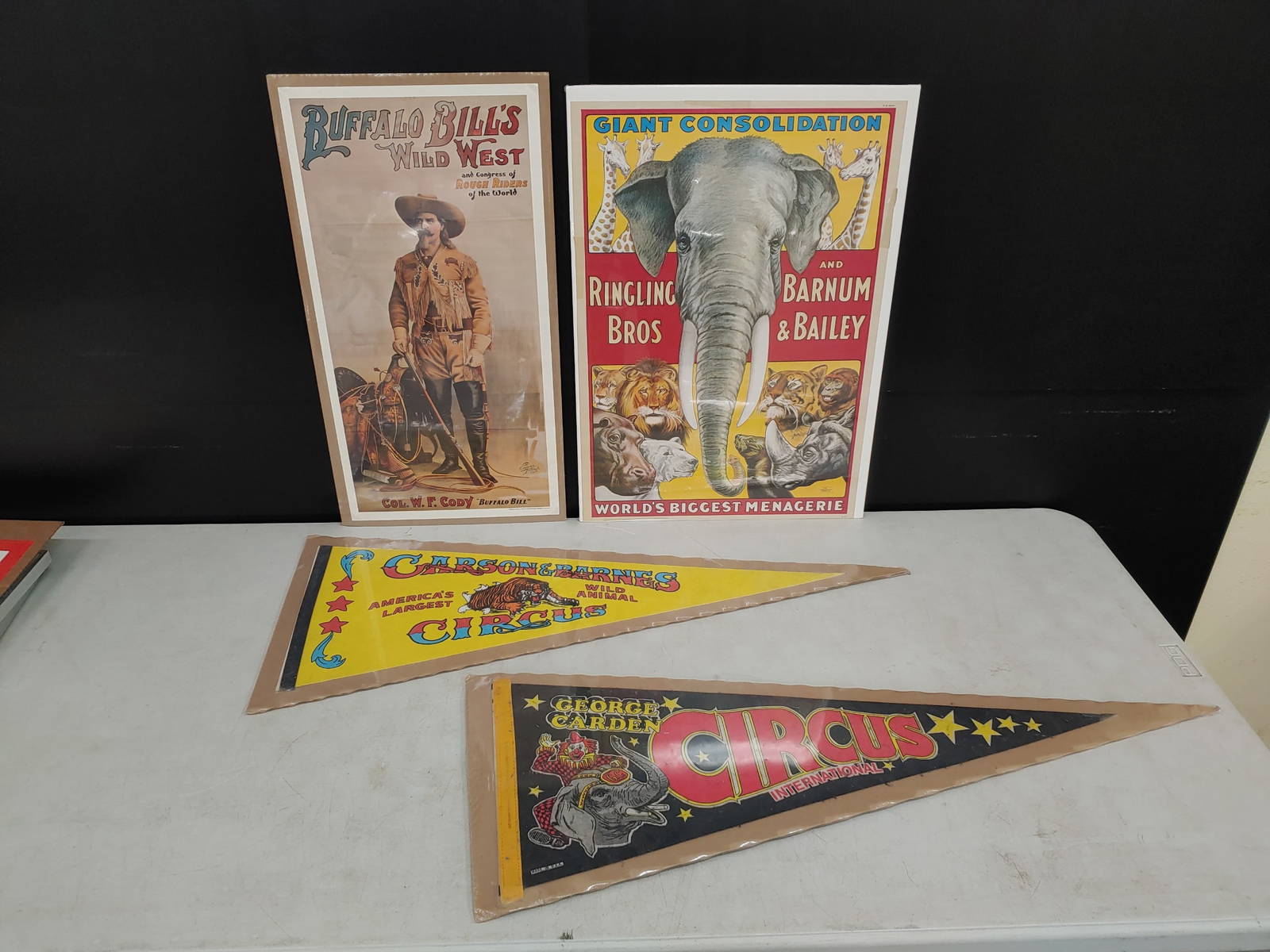 4x Circus & Side Show Posters & Pennants Auction