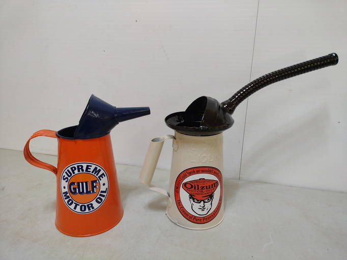 2 One Quart Oil Fill Cans