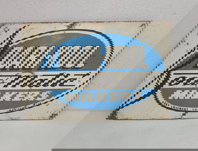 Sst Embossed, Dari Kool Milkers Sign