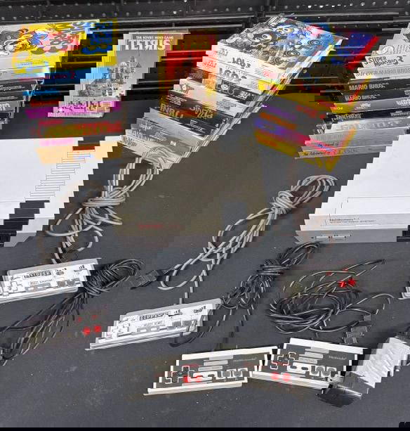 Lot Of 21 Nintendo Nes Cartridges In Boxes + Console. These Games Have ...