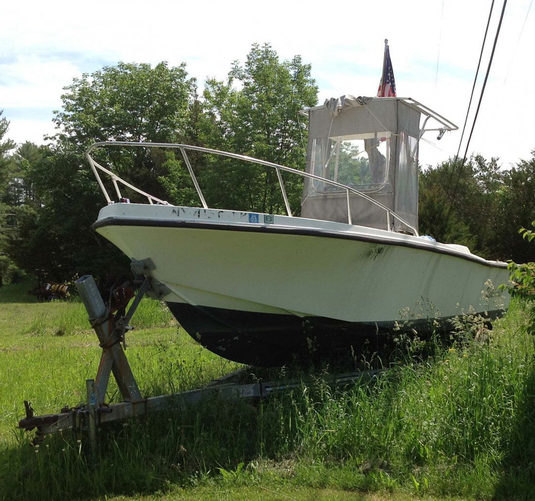 1985 Mako 20' Boat, With Oceanpro Evinrude Outboard