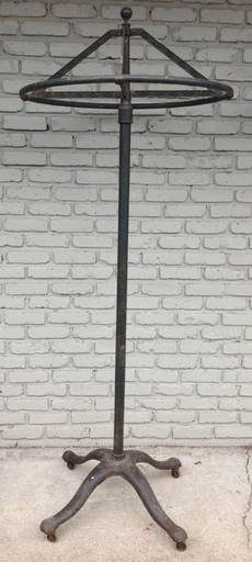Turn Of The Century Revolving Metal Clothing Rack With