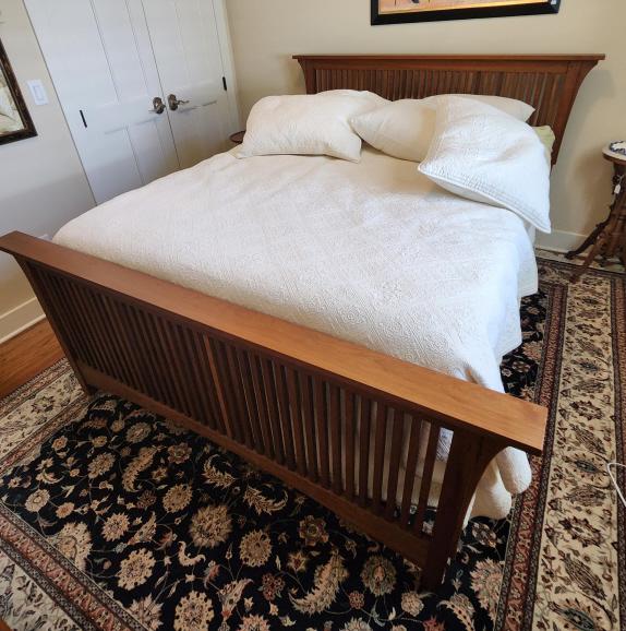 Stickley Spindle Queen Bed Frame