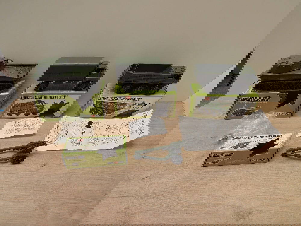 Four Airfix 1:32 Scale Plastic Military Series Vehicles And Gun, Alvis ...