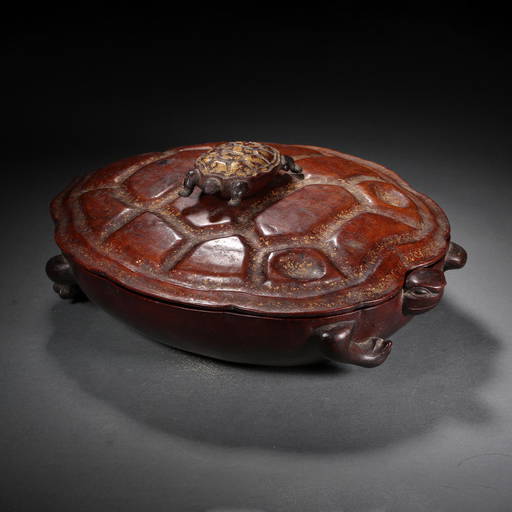 Qing Dynasty Lacquer Traced Golden Turtle Lid Box