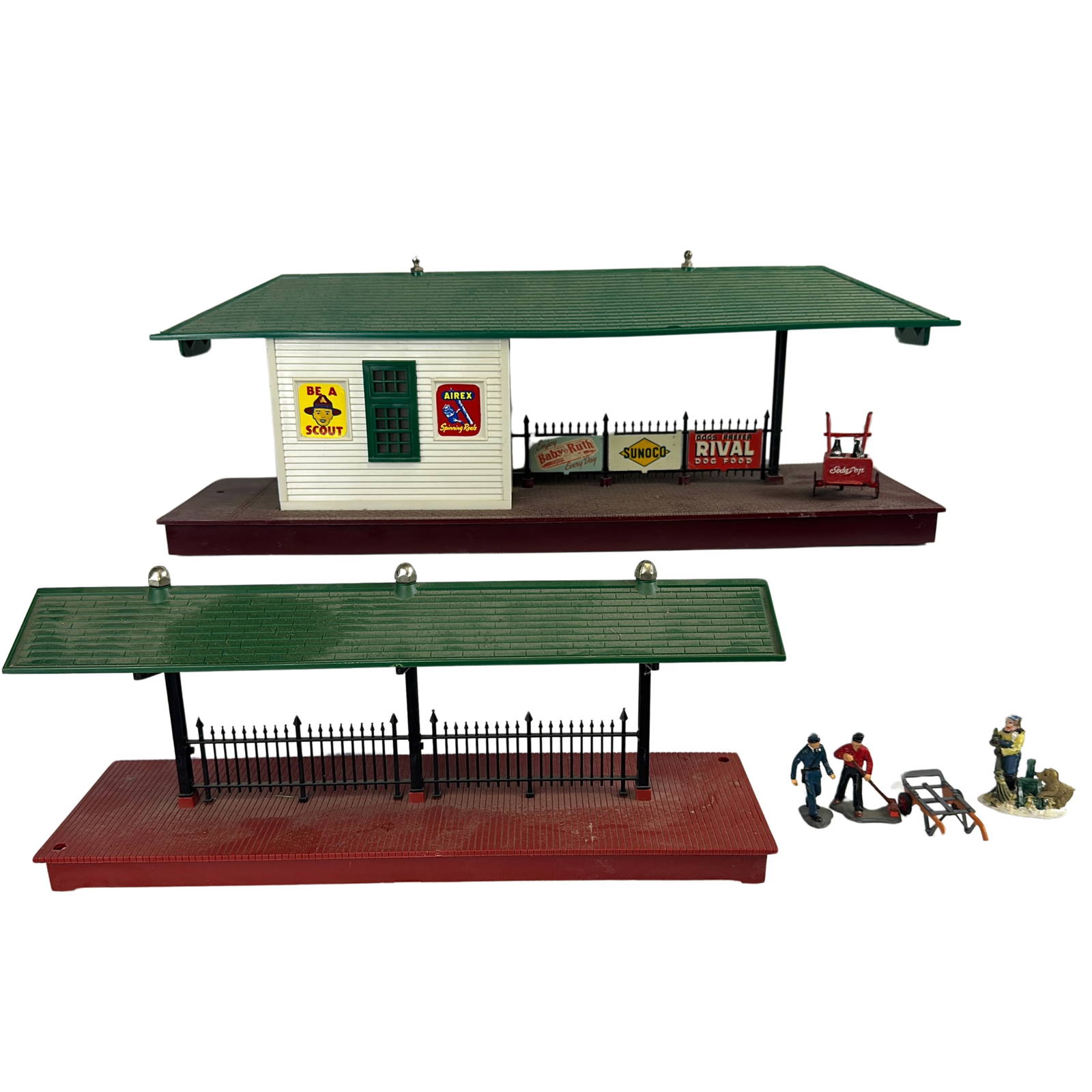 256 Lionelville Train Depot Model Building & Figures Auction