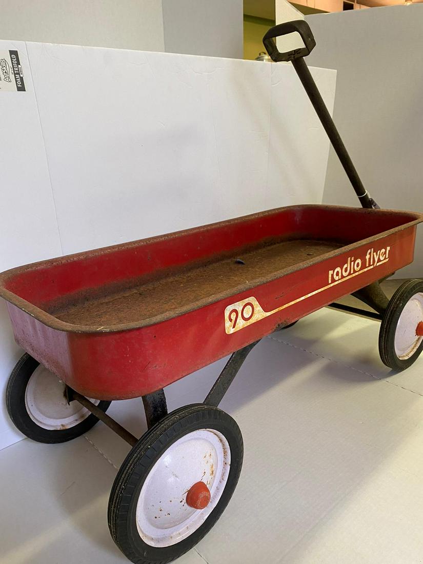 Vintage Radio Flyer Red Wagon (#0047) on Jun 19, 2022 | Lee Fox ...