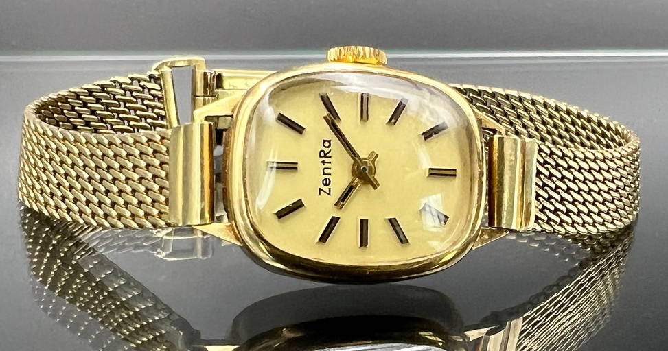 Ladies' Wristwatch Zentra 585 Yellow Gold. 1960s/70s.