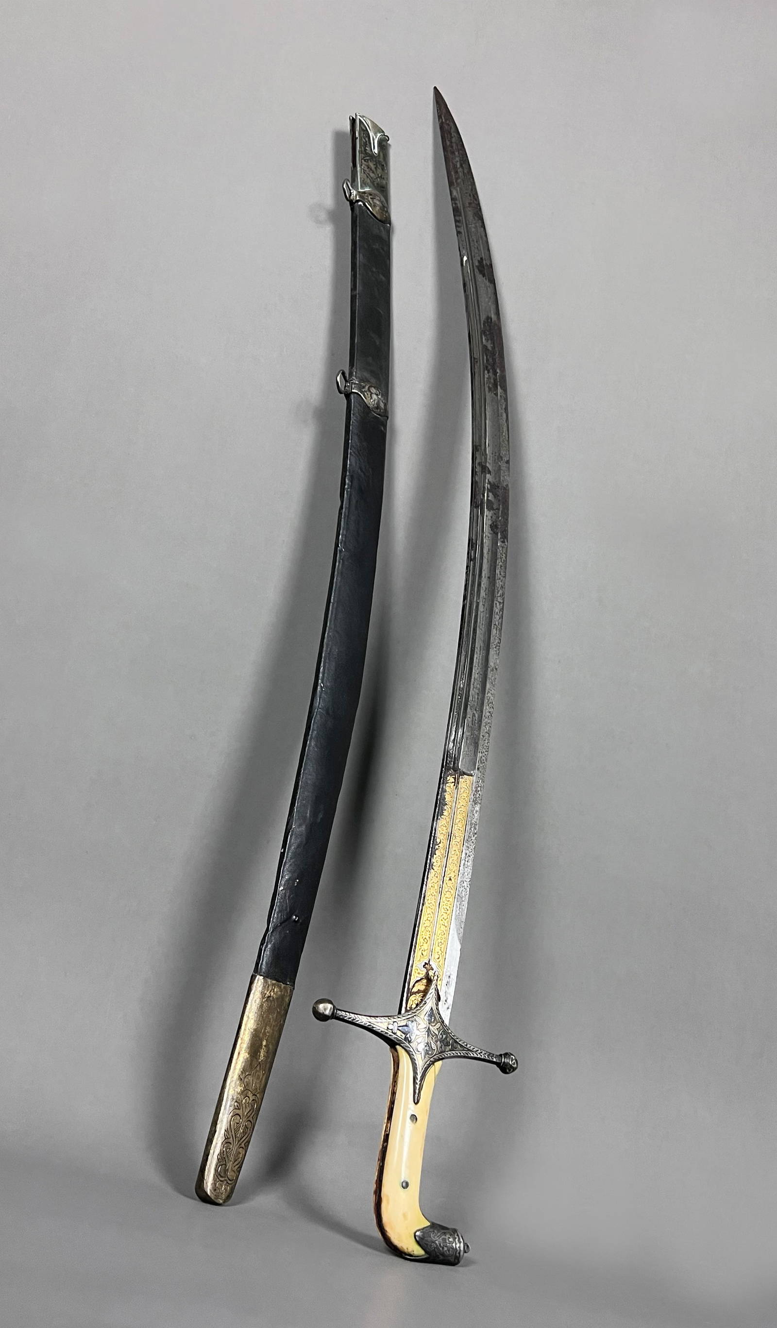 Sabre Shamshir. Turkey / Persia. Probably Around 1900. Auction