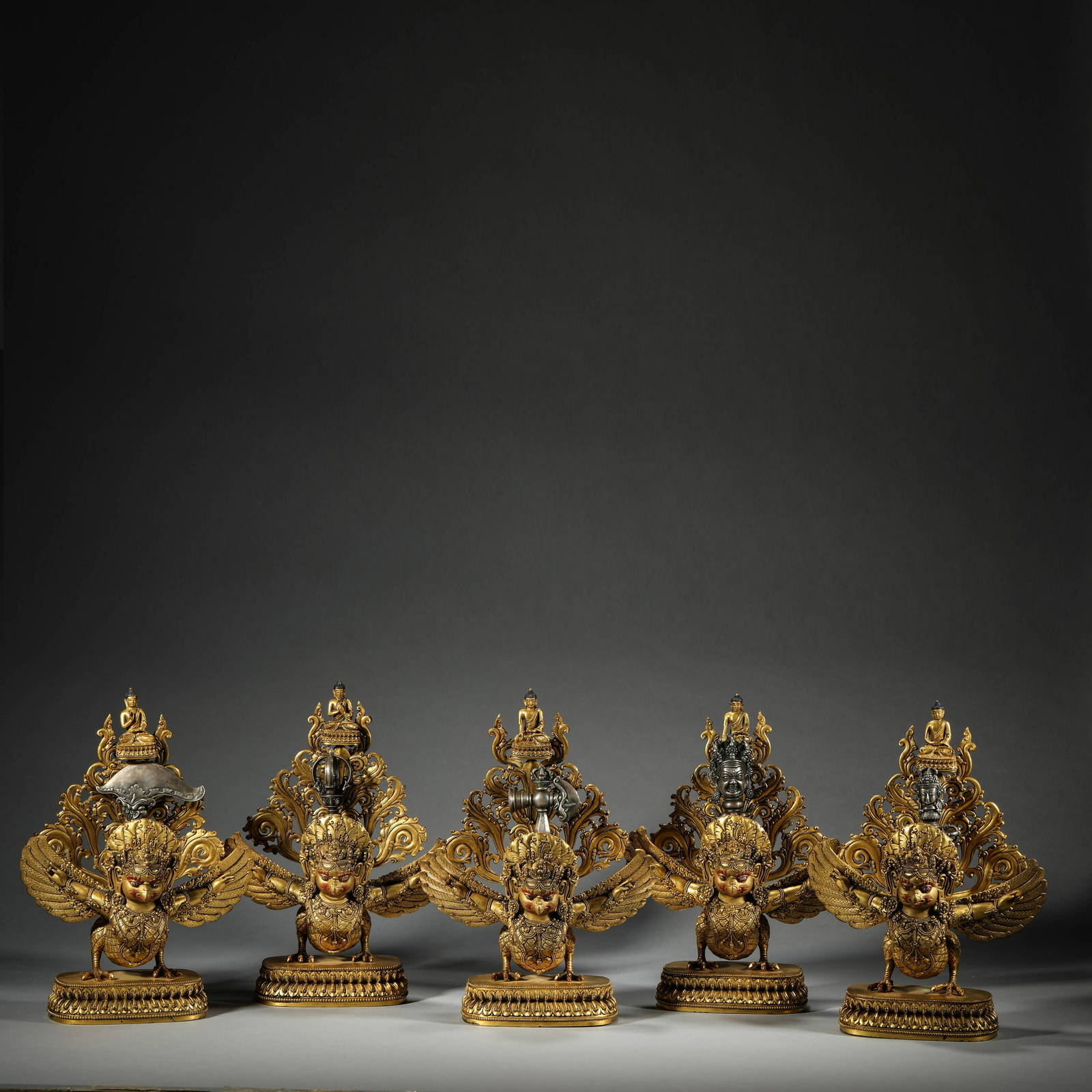 In The Qing Dynasty, A Set Of Bronze Gilded Golden Winged Giant Roc ...